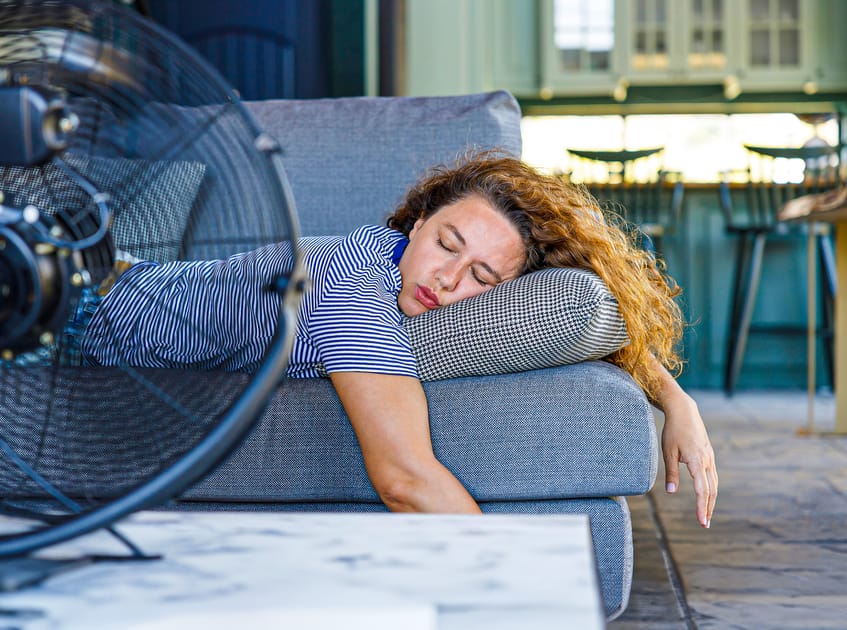 How to Sleep Well in Hot Weather | Engoo Daily News