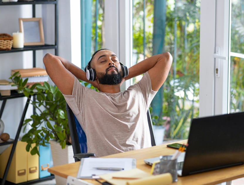 How Mindfulness Can Beat Your 'Technostress' | Engoo 每日新闻