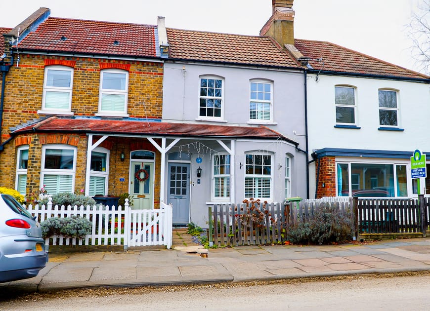 David Bowie's Childhood Home to Become London Attraction | Engoo Daily News