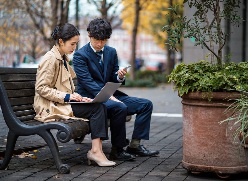 More Japanese Firms Relax Dress Codes | Engoo Daily News