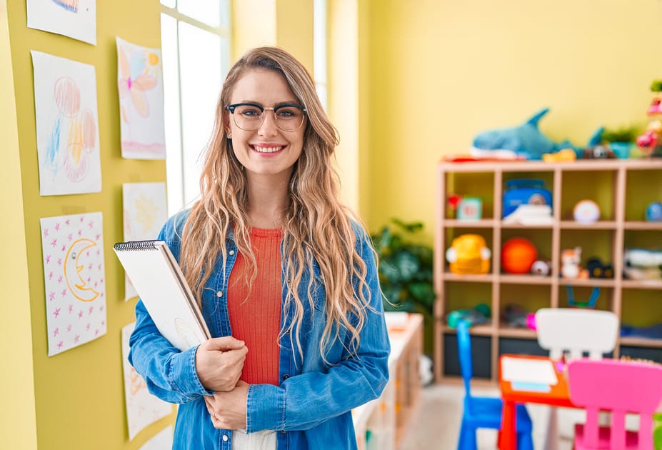 Students Learn More when Teachers Are Happier | Engoo 每日新聞