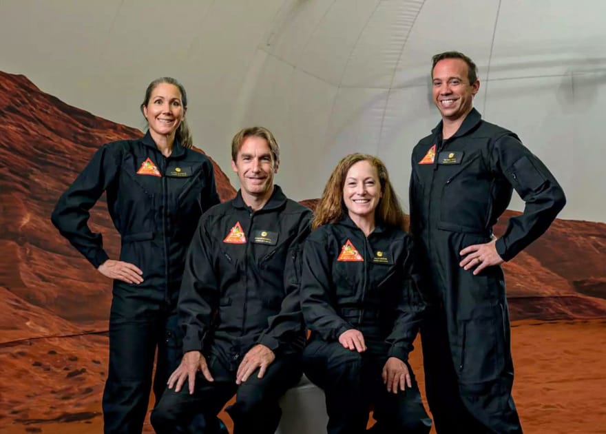 Crew of NASA Mars Mission Complete Year in Isolation | Engoo 每日新聞