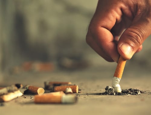 Vietnam Seeks Ways to Snuff Out Cigarette Smoking | Engoo 每日新闻