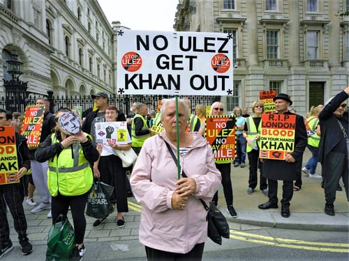 London Clean Air Plan Sparks Protests | Engoo 每日新闻