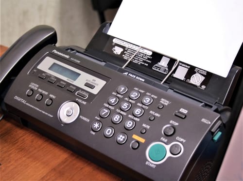Why Japan Still Uses Fax Machines | Engoo 每日新聞