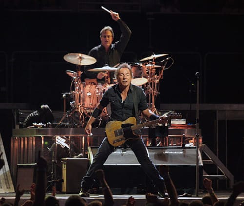 Bruce Springsteen’s Motorcycle Breaks Down | DMM英会話 デイリーニュース