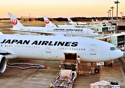 Japan's ANA, JAL Among Most Punctual Airlines in 2022 | DMM英会話 デイリーニュース