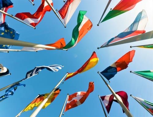 World Flags That Are Easy to Mix Up | Engoo 每日新聞