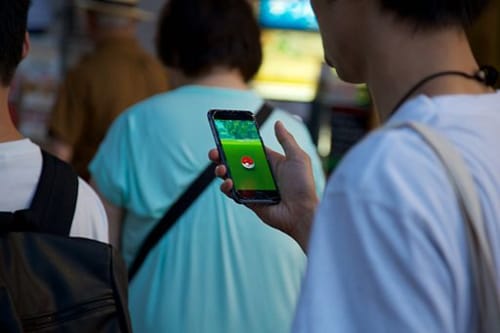 Strange Things Happen When People Play Pokemon Go | Engoo 每日新聞
