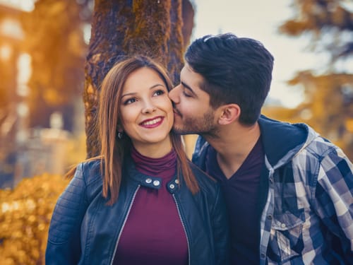 Bilingual Couples Report Higher Happiness Scores | Engoo Daily News