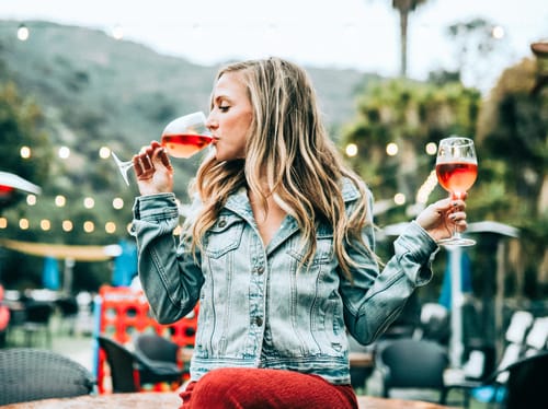 Study: There Are Four Types of Drunks | Engoo Daily News