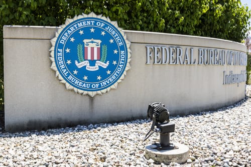 FBI Says Hate Crimes Rose Again in 2016 | Engoo Daily News FBI Says Hate Crimes Rose Again in 2016 | Engoo Daily News