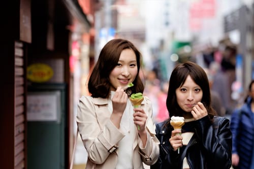 Japanese City Passes Law Against Eating While Walking | Engoo Daily News